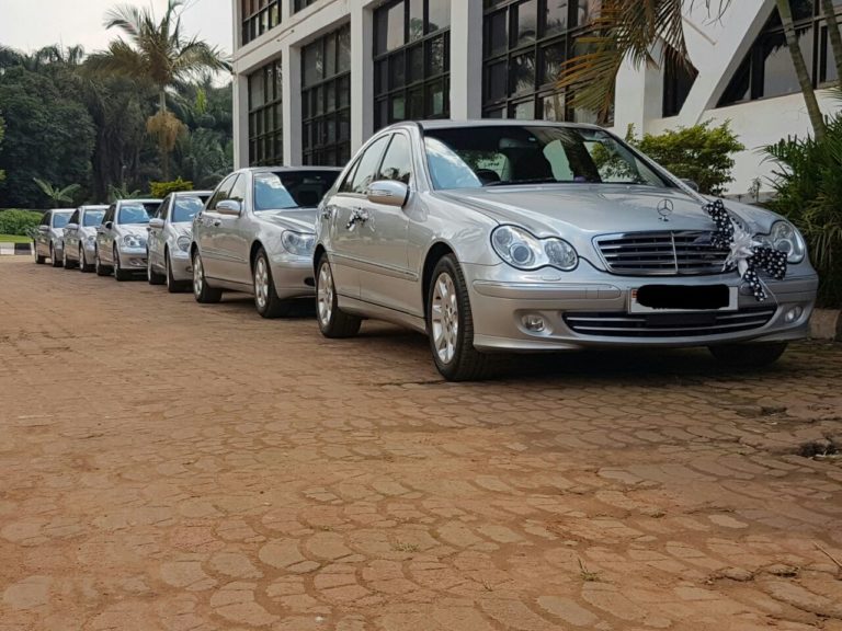 Mercedes Benz C Class - Tristar Africa Skimmer Safaris